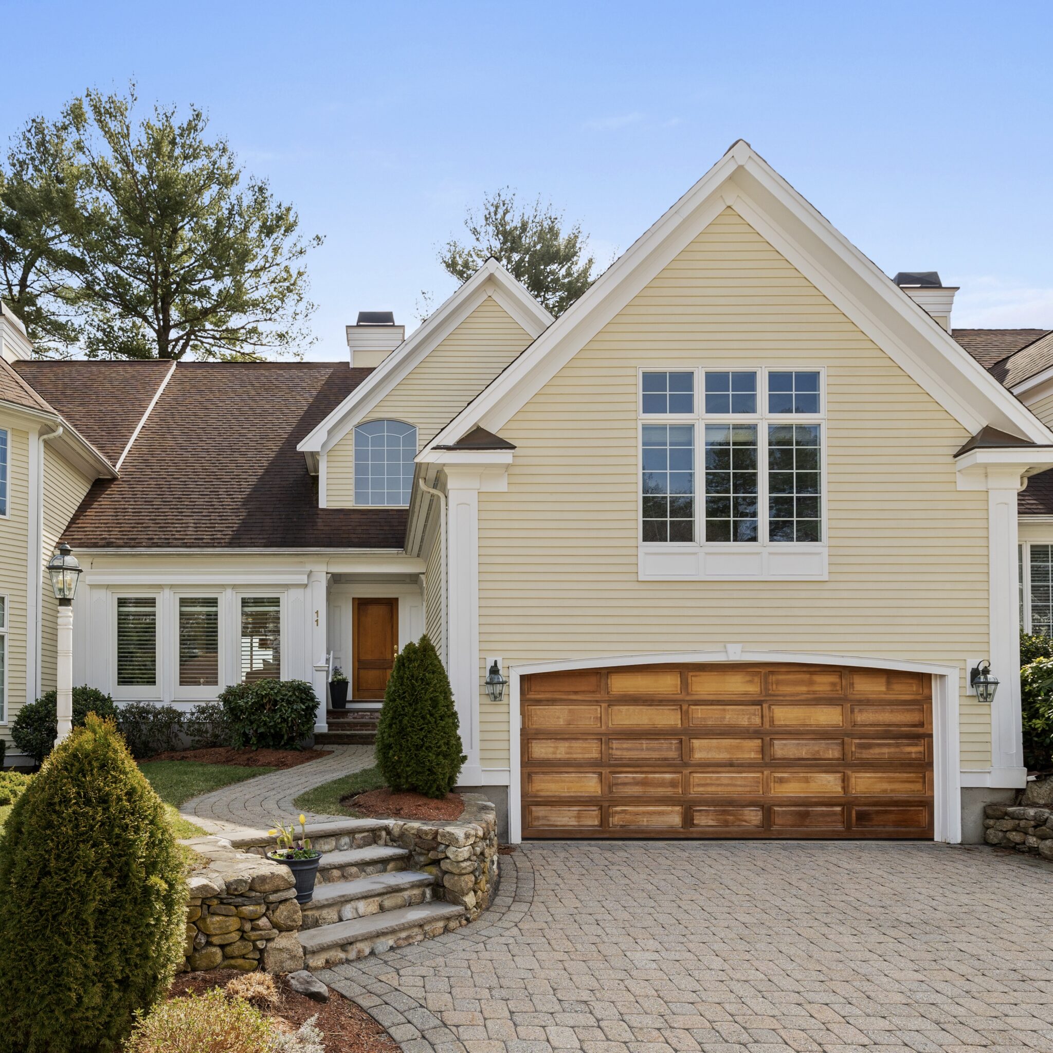 SEACOAST REAL ESTATE | NEW HAMPSHIRE + MAINE